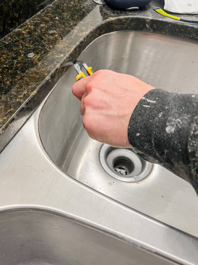 How to Replace an Undermount Kitchen Sink